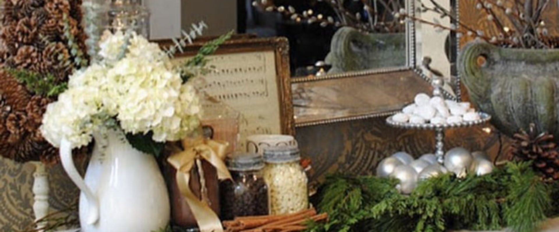 Unique Holiday Garland Designs: Personalizing for Different Themes