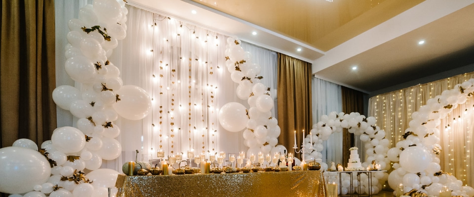 Different Ways to Hang and Style Garland Backdrops for Your Next ...